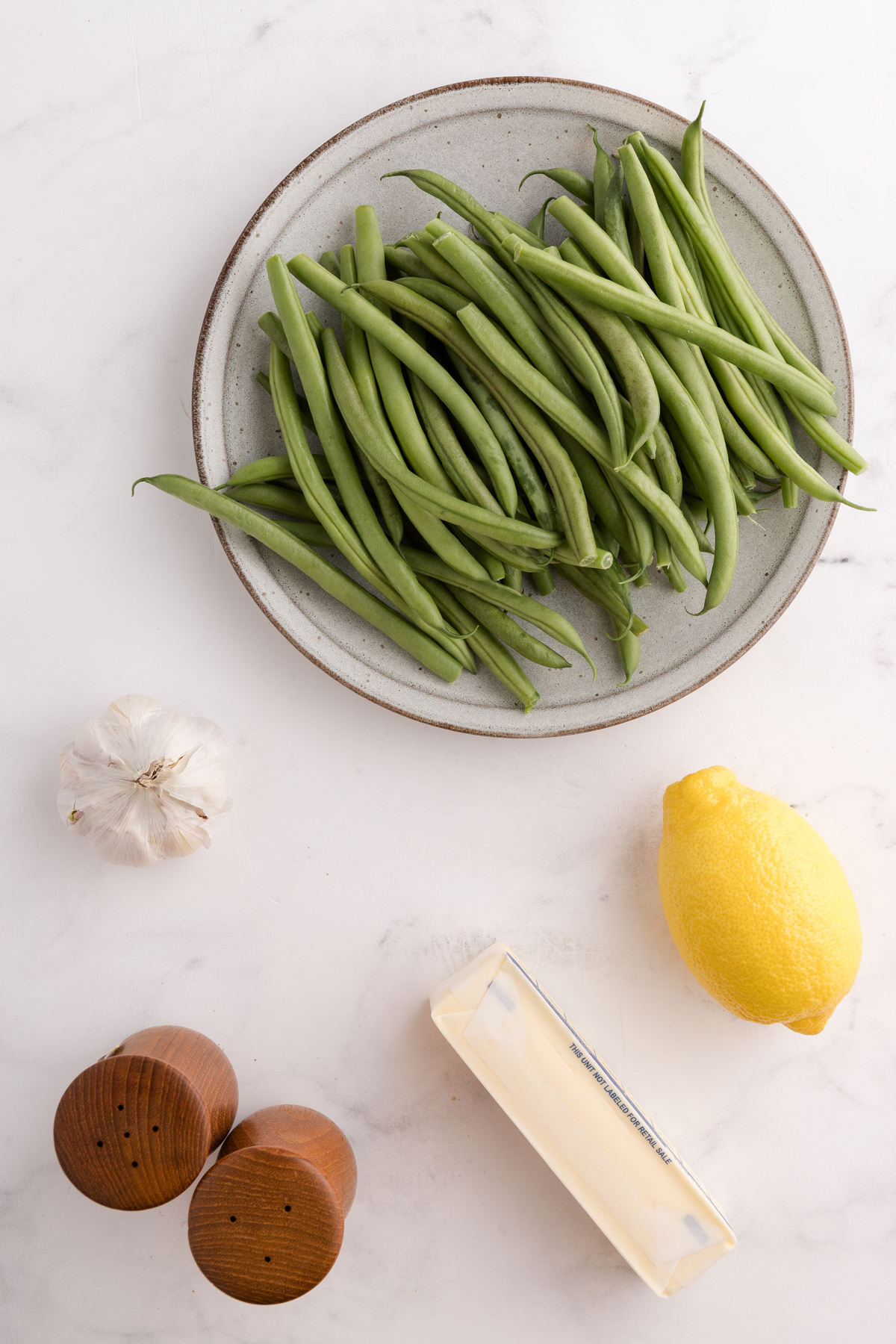 Garlic Butter Green Beans (Quick and Crisp Tender Every Time) - One ...